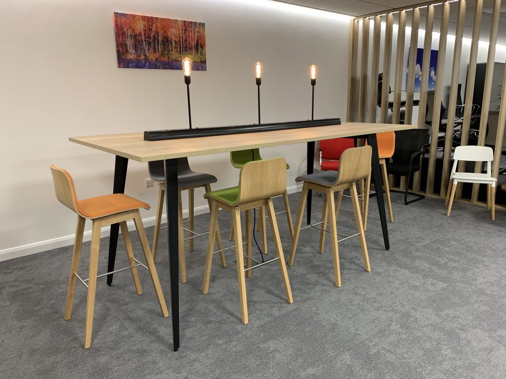 Pyramid Steel Poseur Meeting Table - Mobili Office